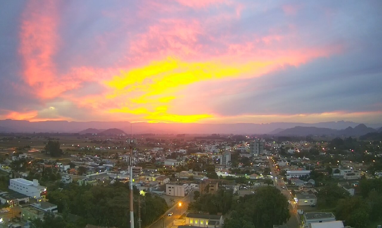Fenômeno: Céu de fogo em Turvo/SC, confira as imagens incríveis - Clima ...