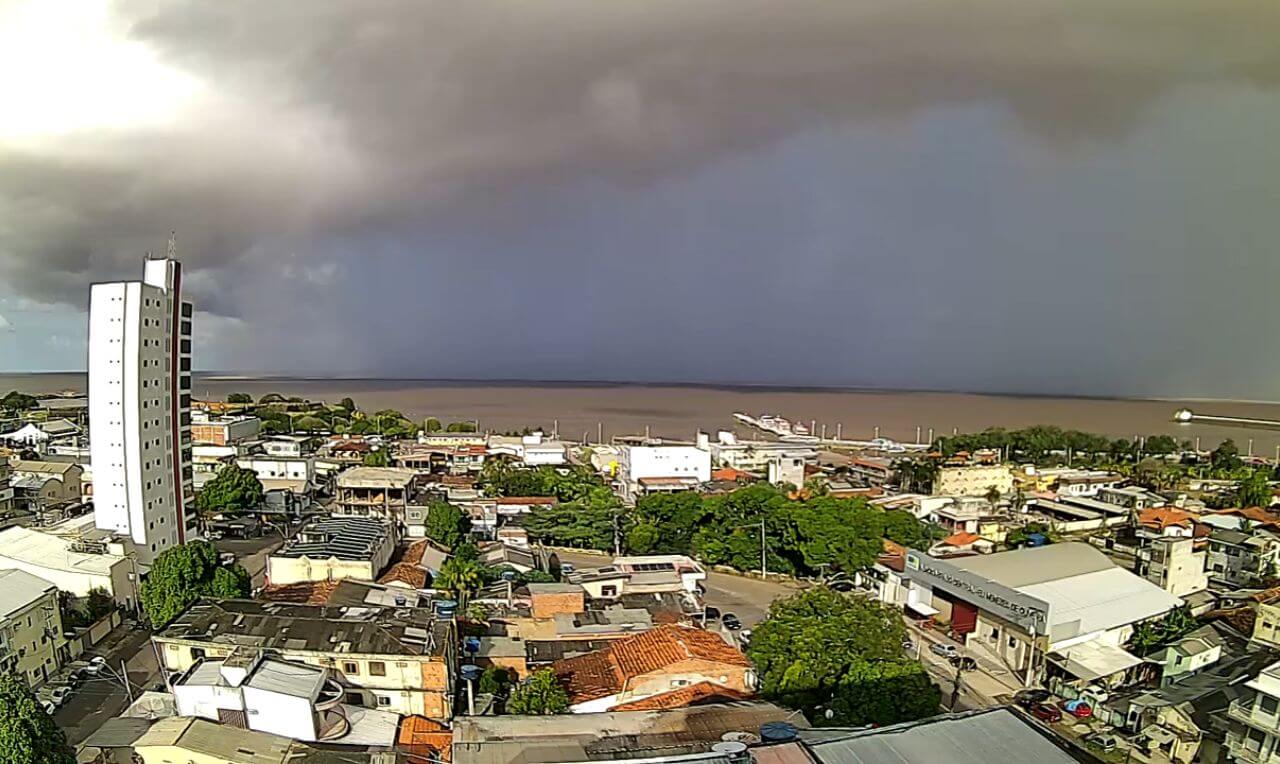 Avanço de chuva intensa e ventania em Macapá/AP. Veja o vídeo exclusivo ...